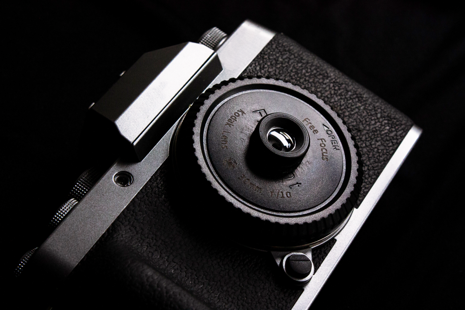 Give Your Digital Photos That Disposable Photo Charm